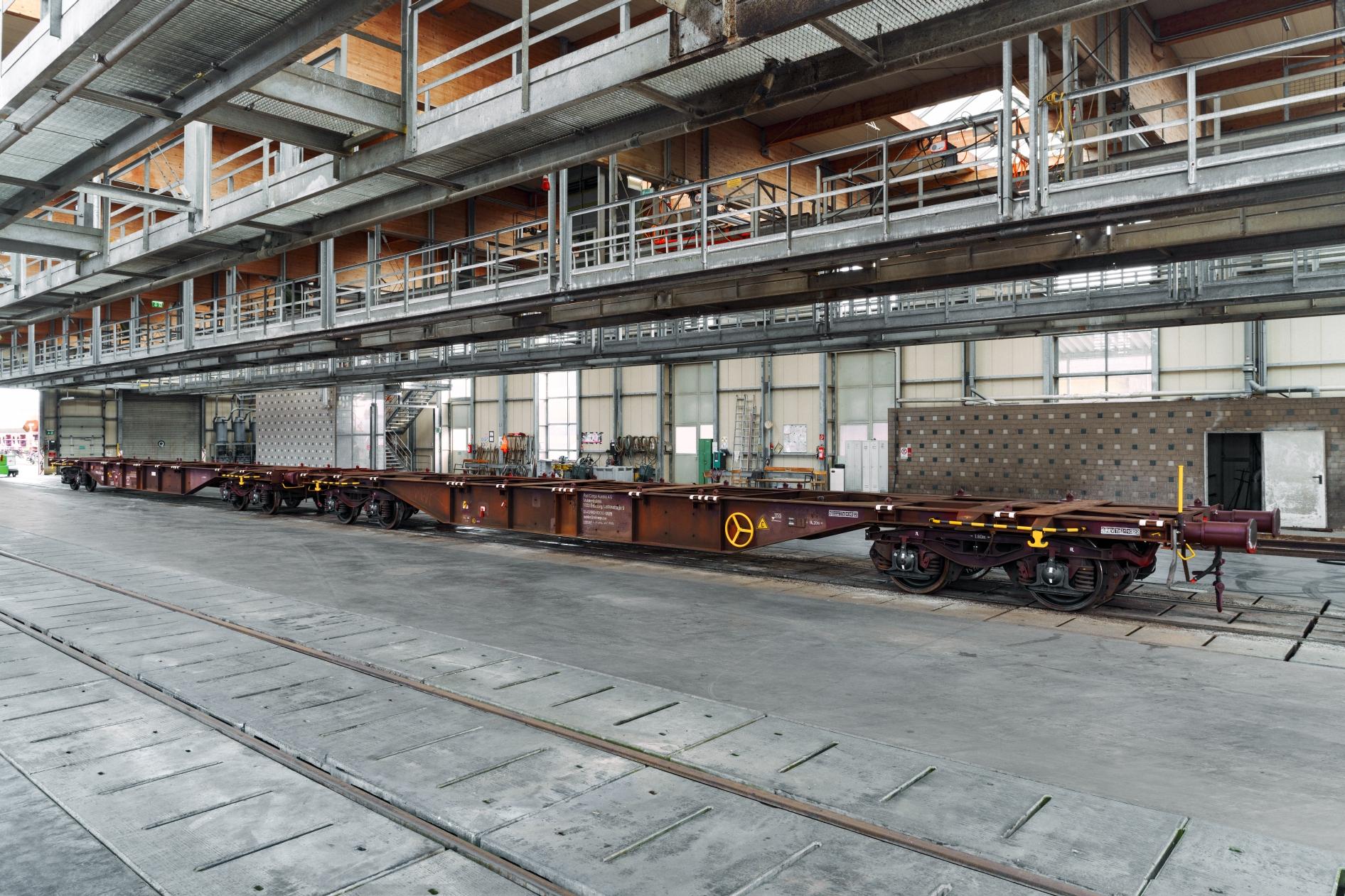 The Container Wagon: the All-Rounder - Rail Cargo Group Blog