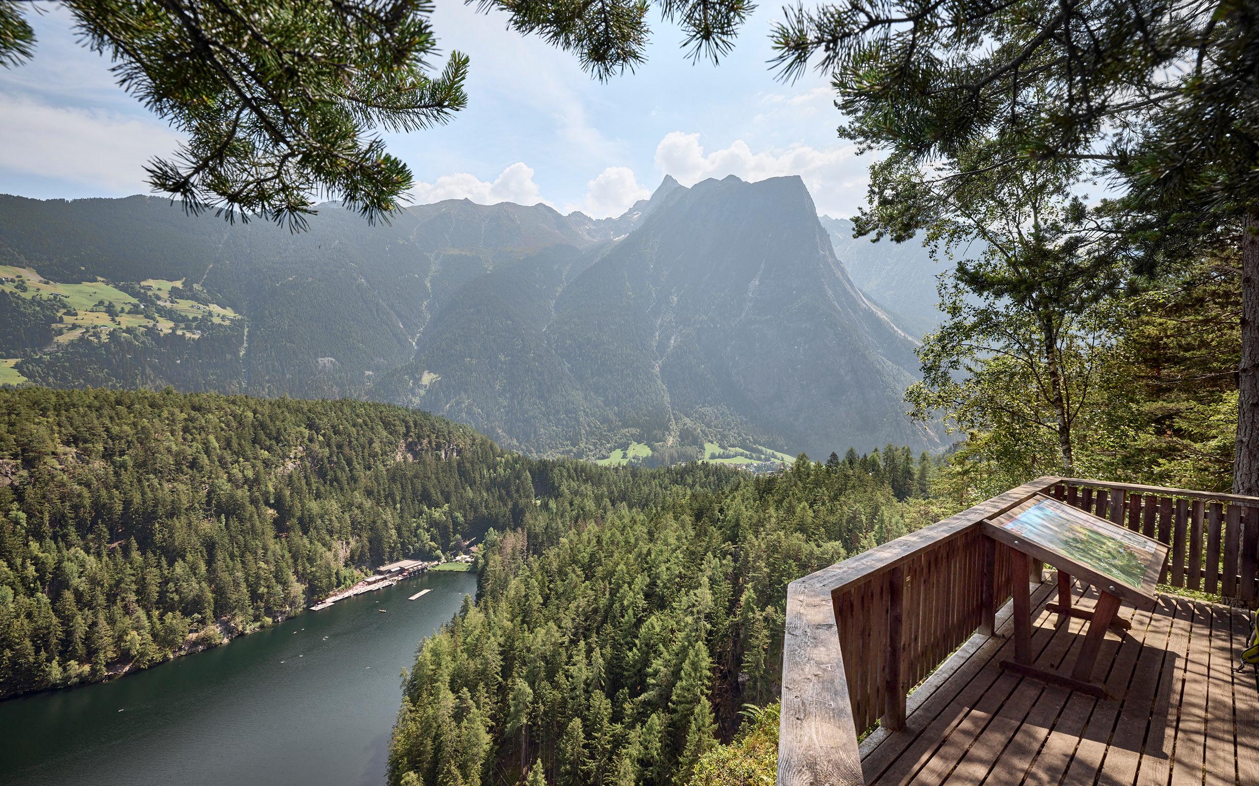 Oetz, Haiming-Ochsengarten oder Sautens ab Wien - Kombitickets