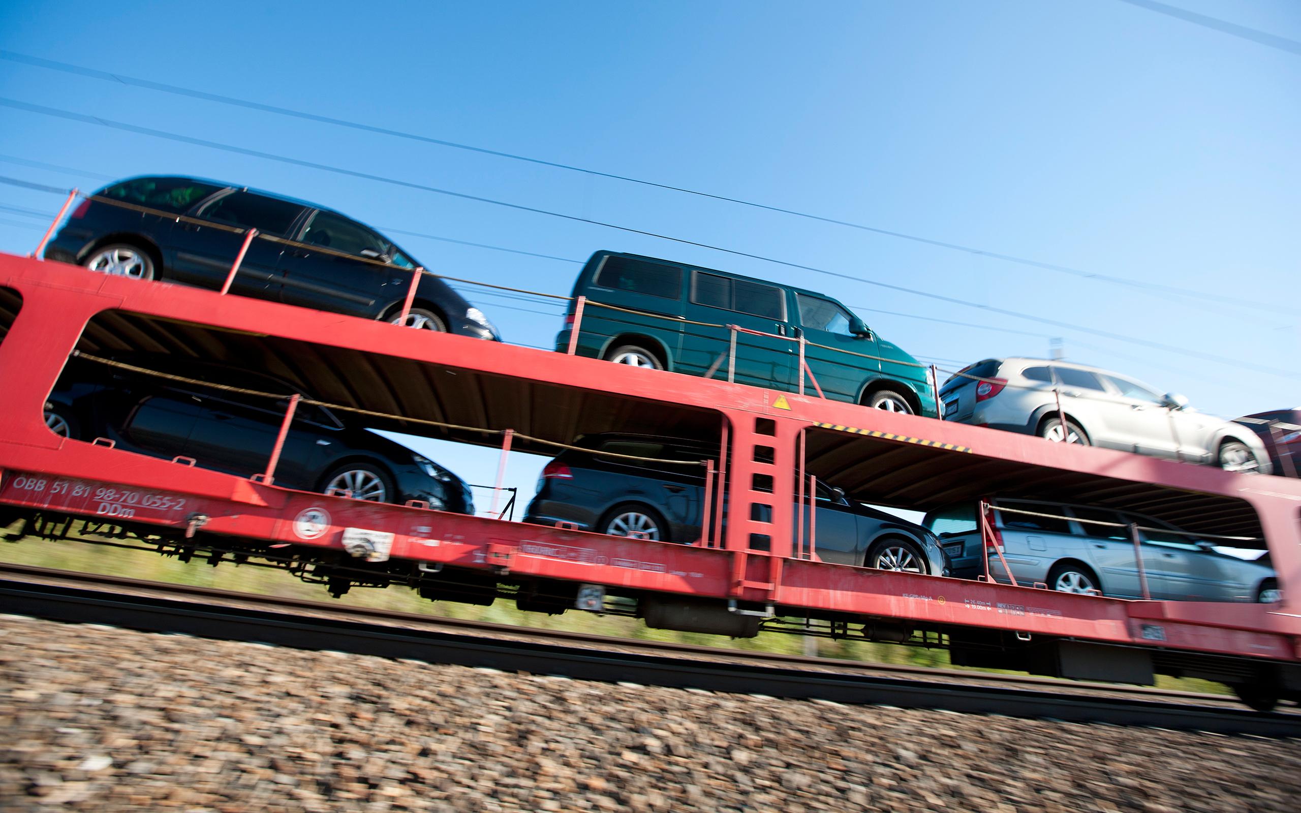 Car & motorcycle - Nightjet