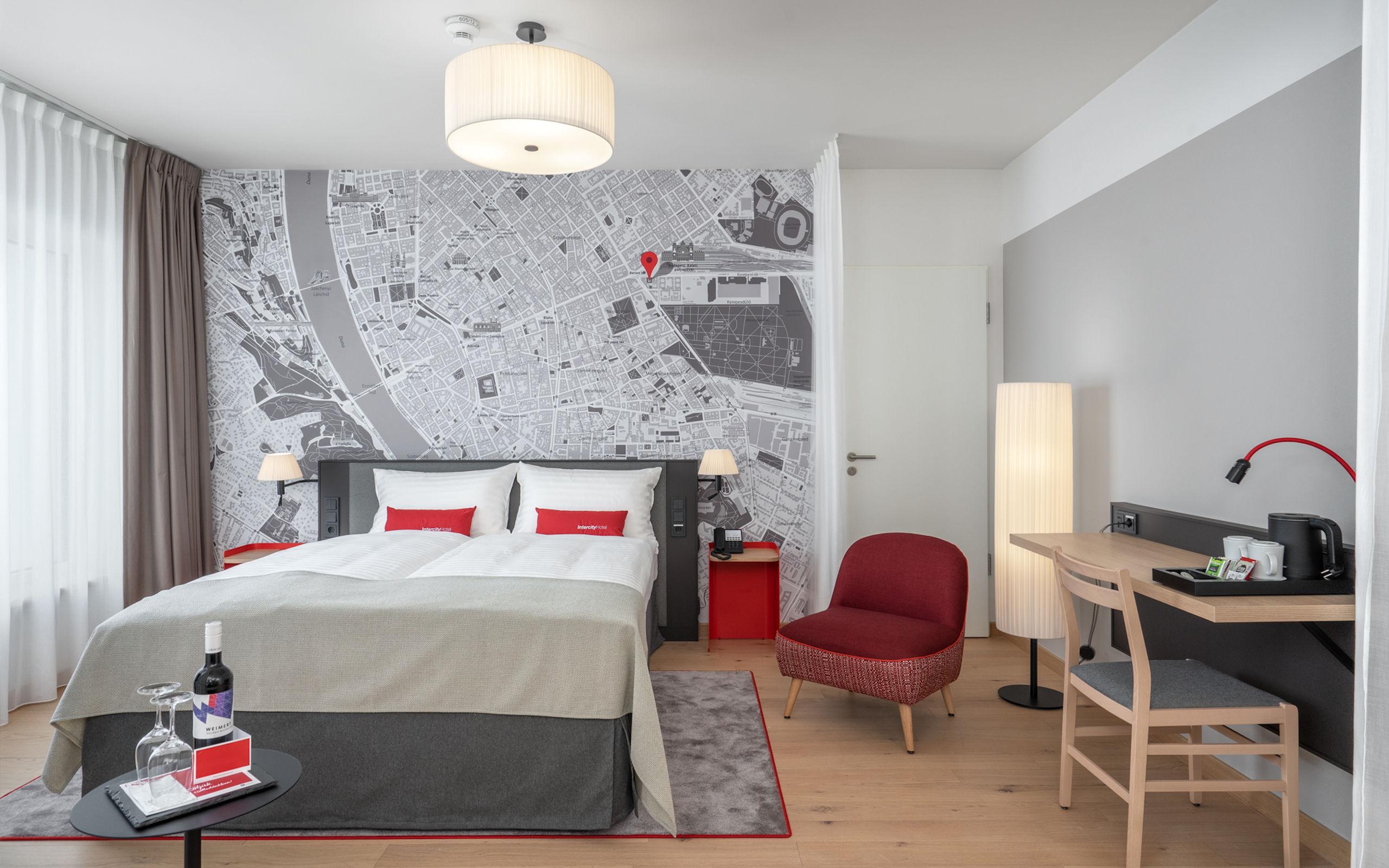 IntercityHotel Budapest - Rail Tours