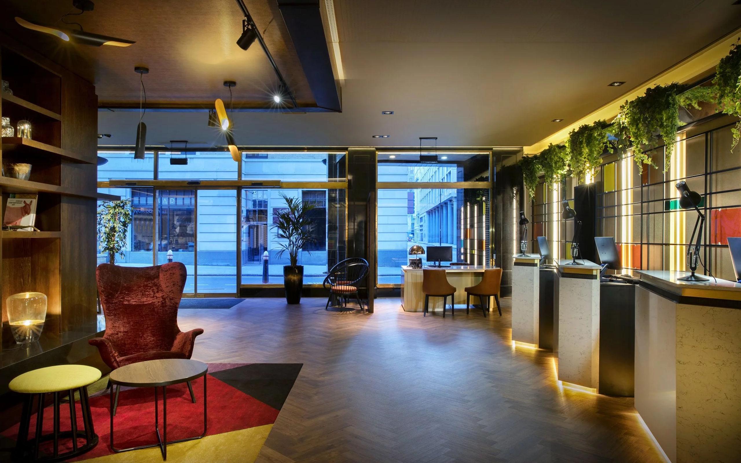 Leonardo Royal Hotel London City - Tower of London - Rail Tours